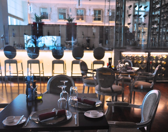 Refined Dinnerware for La Sahtaine Restaurant, Hilton Doha